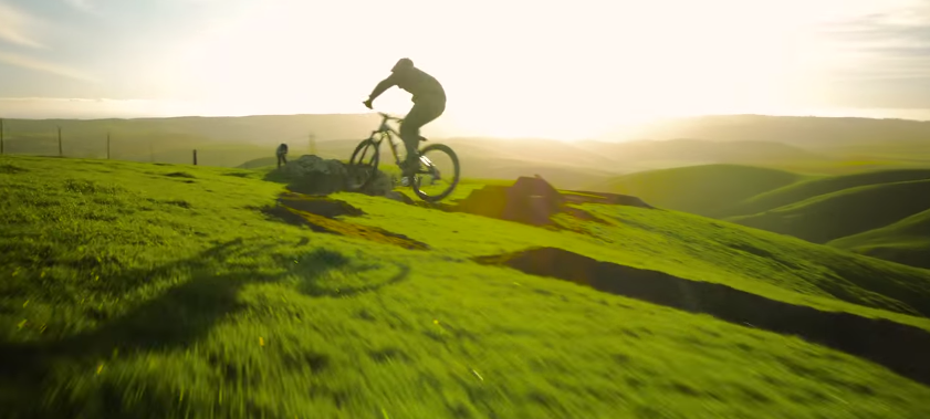 Le making-of de l'incroyable plan séquence de VTT freeride | Lense