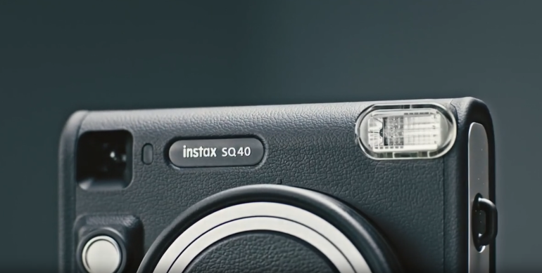 instax SQUARE SQ40 : le nouveau format carré de Fujifilm | Lense